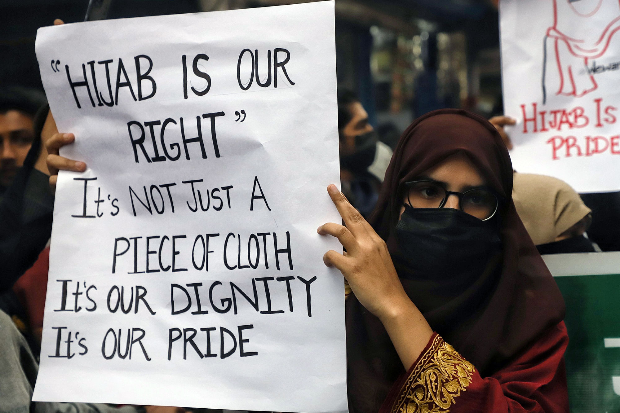 Hijab row: RSS Muslim wing supports K'taka girl, says 'purdah' part of ...