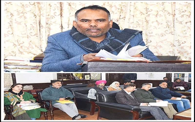 Div Com Kashmir reviews development, management of Public Parks in Srinagar - Greater Kashmir