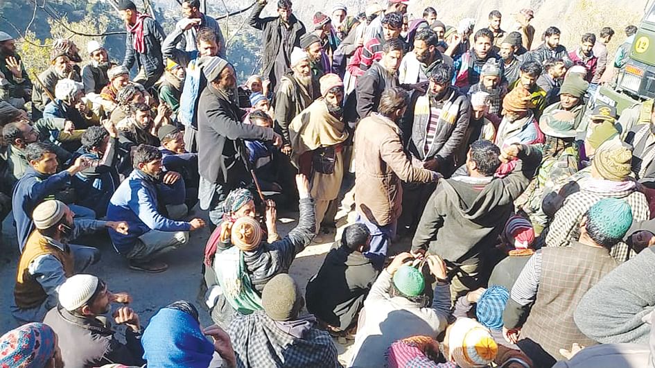Mahore residents protest, demand completion of under-construction road ...