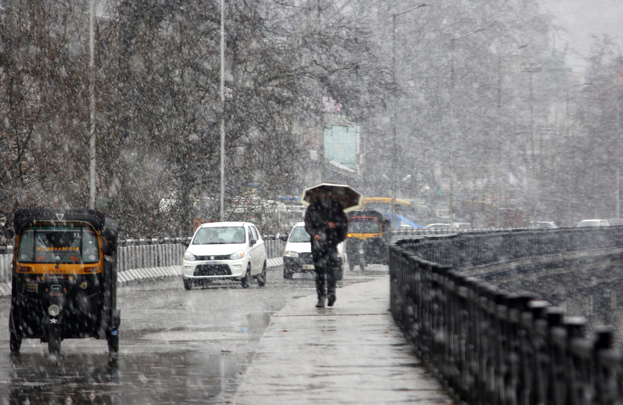 MeT forecasts rains, snow in Jammu and Kashmir on Sunday - Greater Kashmir