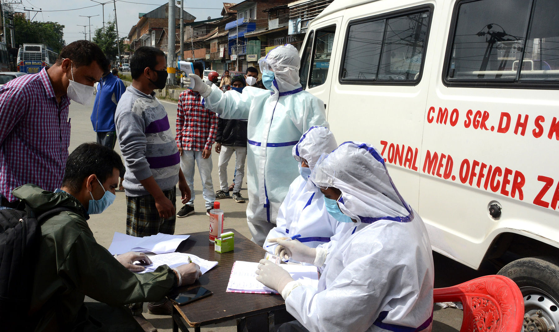 Record single-day spike of 40,425 COVID-19 cases; India’s tally crosses ...