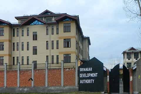 SDA building vertical group housing to conserve scarce land - Greater ...