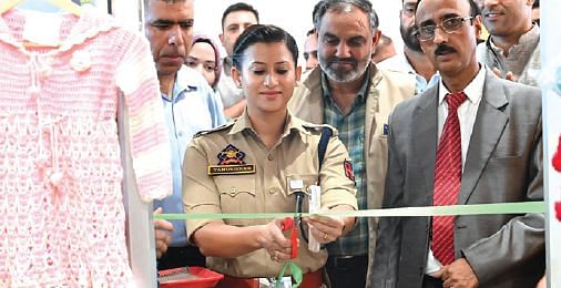 Shopian gets first rural mart to showcase local products - Greater Kashmir