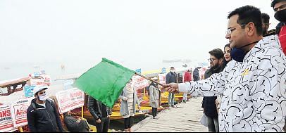 Aryans organise Shikara Race at Dal Lake - Greater Kashmir