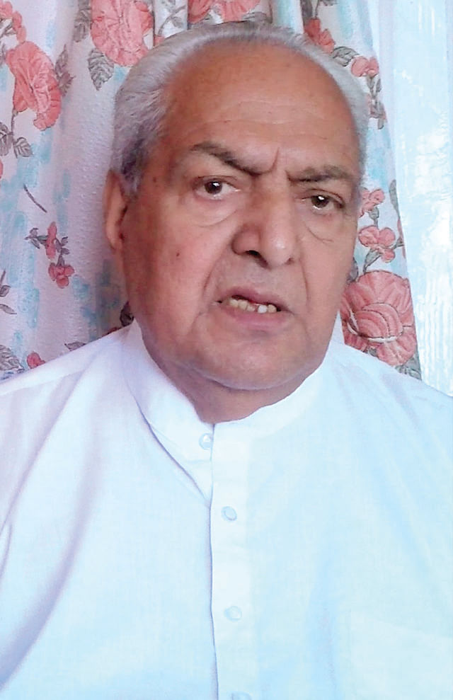 Dr Farooq, Omar Abdullah pay tributes to Sheikh Nazir Ahmad on his ...