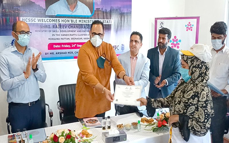 Govt keen to promote handicraft industry: MoS Skill Development ...