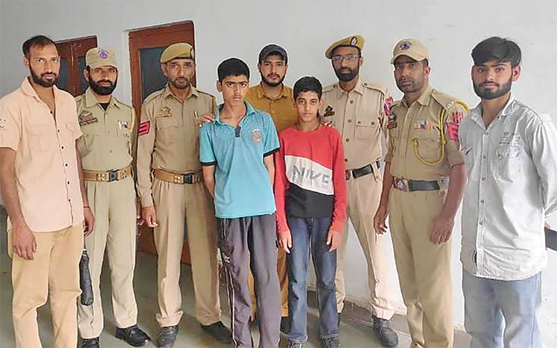 2 missing minor boys of Mendhar traced out - Greater Kashmir