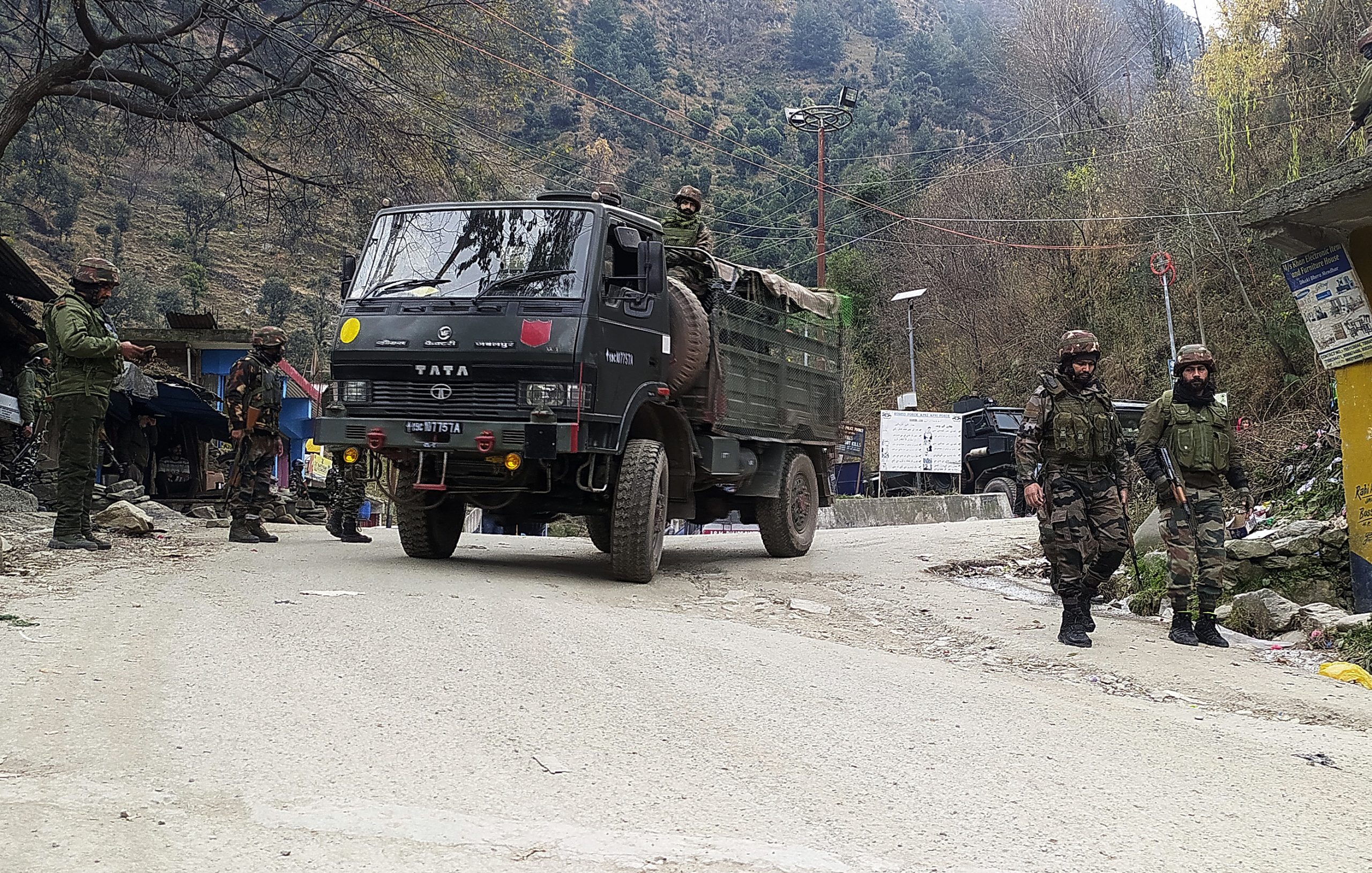 SUSPICIOUS LOC MOVEMENT | Army fires, launches CASO - Greater Kashmir