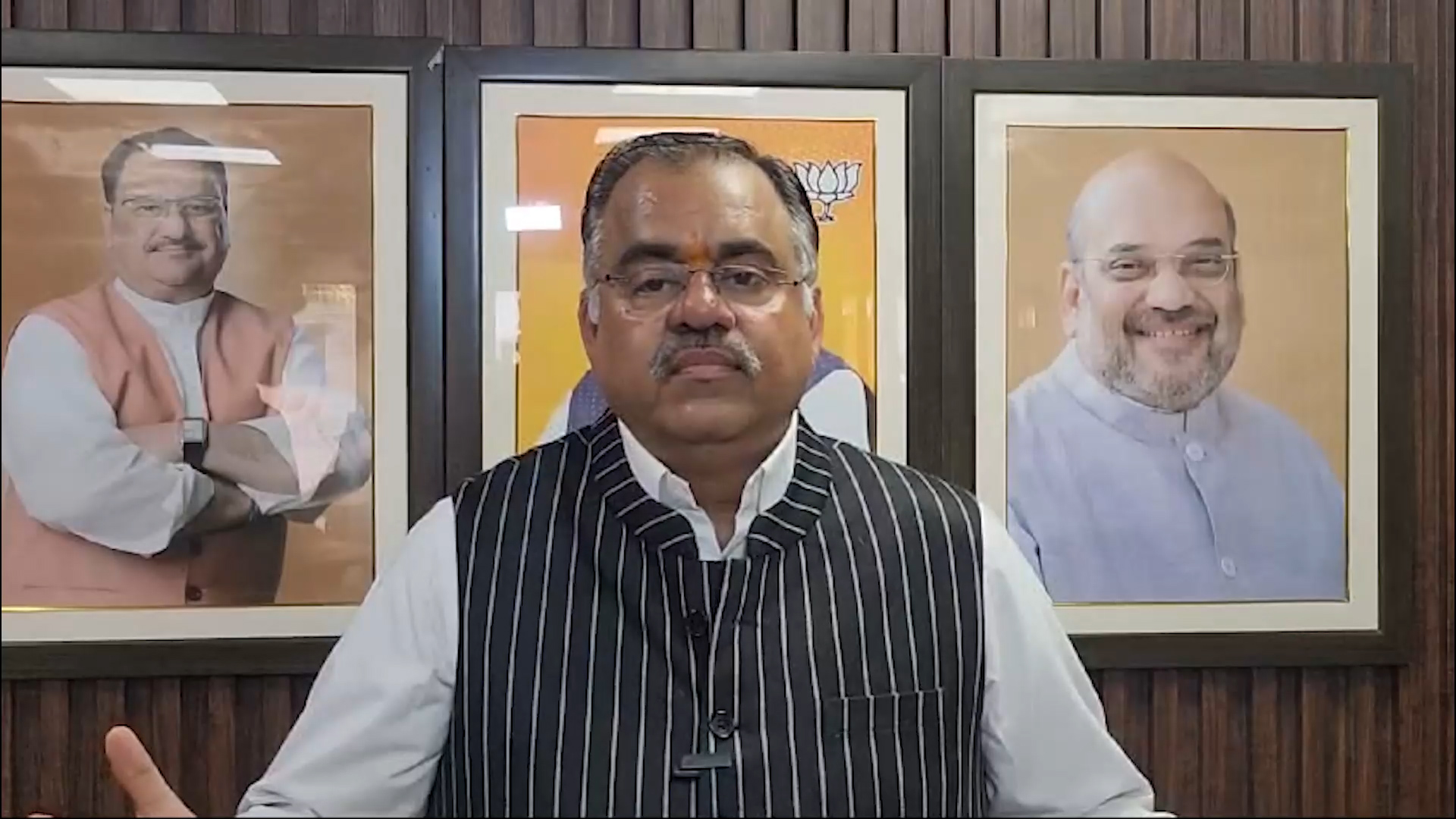 Tarun Chugh pays tribute to Chhatrapati Shivaji Maharaj for ...