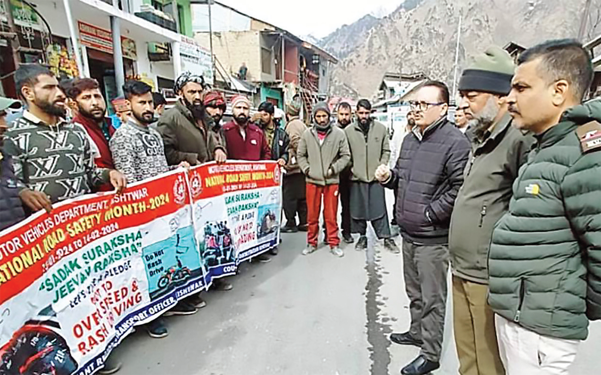 Road safety measures being improved in Kathua - Greater Kashmir