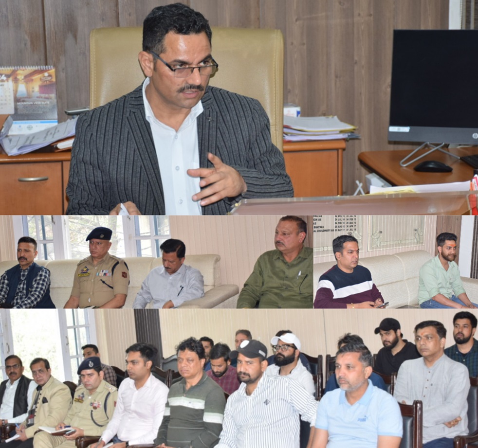 DC Rajouri reviews arrangements for Navratra, Ramanavami holy festivals ...