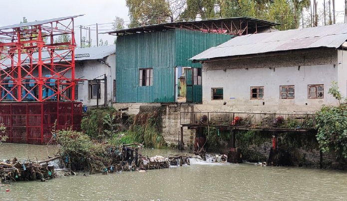 Faecal waste polluting our drinking water sources ? - Greater Kashmir